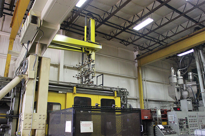 Structural Foam Leader - DeKALB Molded Plastics